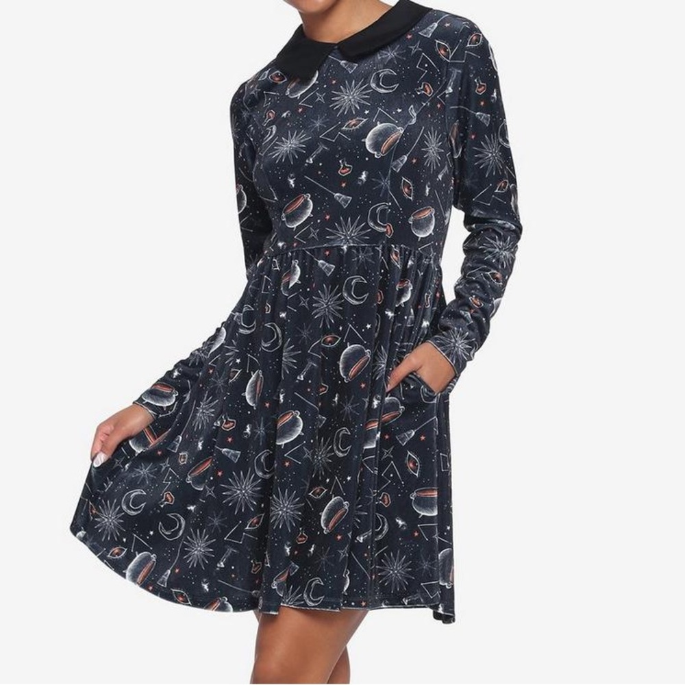 Her Universe Disney Hocus Pocus Symbols Collar Dress … - Gem